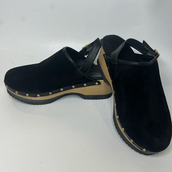 M. Gemi | Shoes | M Gemi The Greta Eu 385 Us 8 Italian Black Suede Mule ...